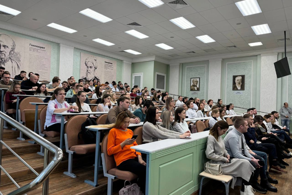 Выпускников медицинского института НИУ «БелГУ» ждут в медучреждениях ...